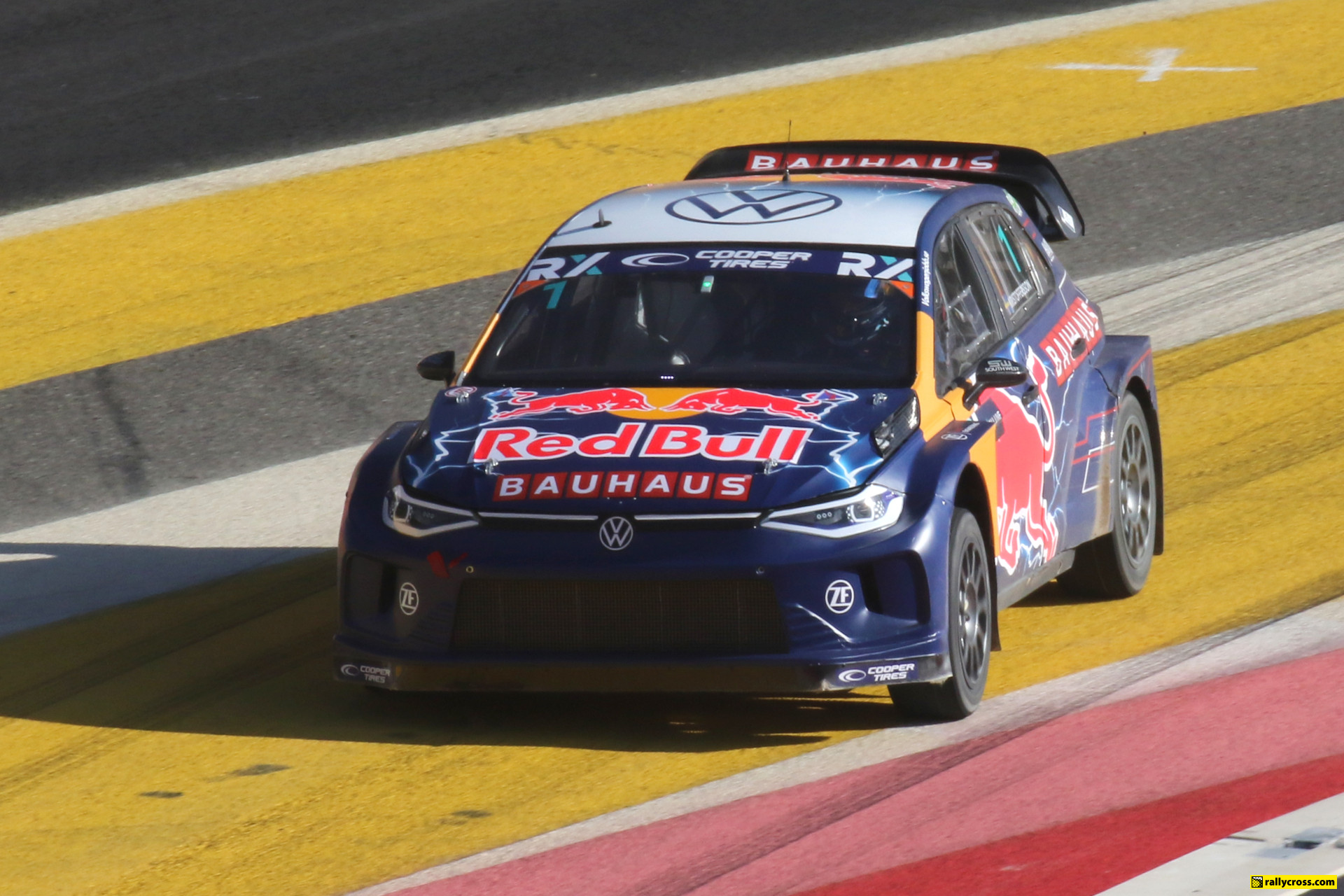 And then it was Kristoffersson again – rallycross.com