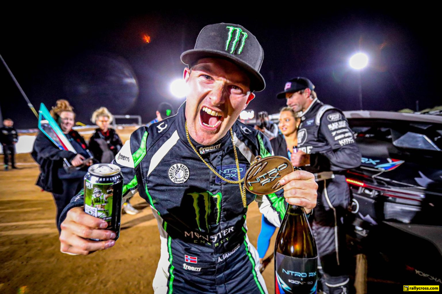 Pastrana wins at Wild Horse Pass Motorsports Park – rallycross.com